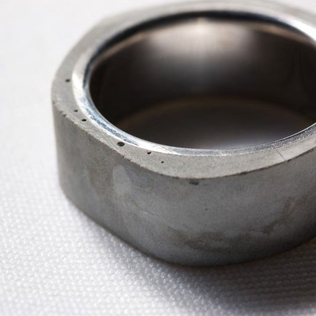 Round Concrete Ring by 22 Design Studio – Fifth Floor Gallery